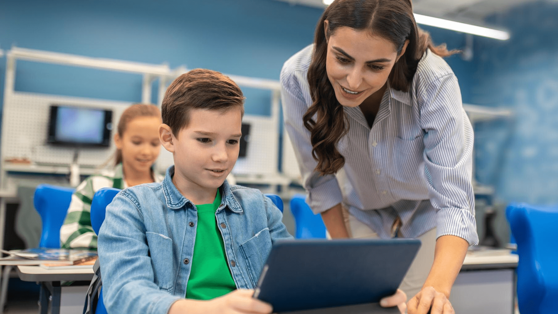 Educativa - Hex Studios